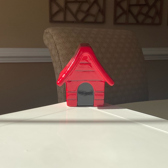 Hand Crafted | Accents | Snoopys Xl Red Dog House Platter Decoration ...